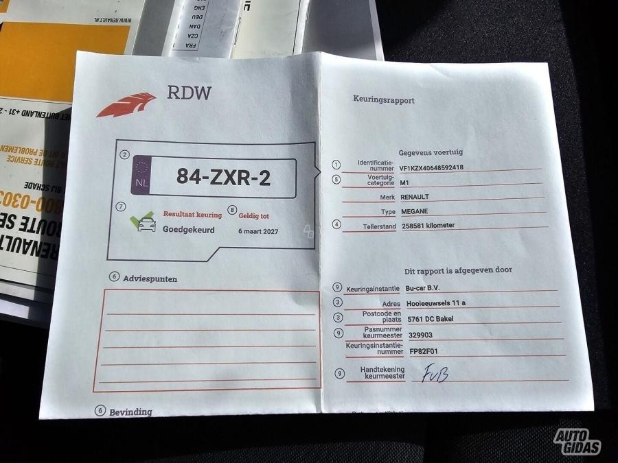 Balts Renault Megane 2013 Ariogala, ar dzinēja tilpumu 1.50 L un nobraukumu 266 tūkst. km par 3500 €, foto 23 vietnē AUTOMOTO.COM.LV