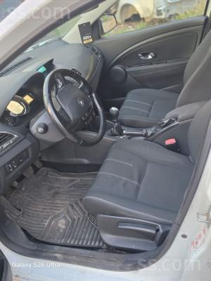 Balts Renault Megane 2014 Rīga, ar dzinēja tilpumu 1.50 L un nobraukumu 230 tūkst. km par 1200 €, foto 6 vietnē AUTOMOTO.COM.LV