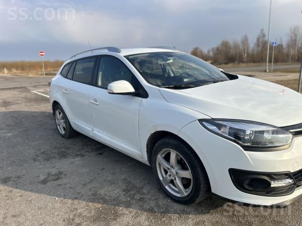 Balts Renault Megane 2014 Bauska, ar dzinēja tilpumu 1.50 L un nobraukumu 311 tūkst. km par 3300 €, foto 4 vietnē AUTOMOTO.COM.LV