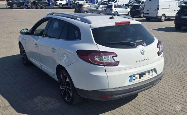 Balts Renault Megane 2014 Tauragė, ar dzinēja tilpumu 1.60 L un nobraukumu 261 tūkst. km par 3600 €, foto 6 vietnē AUTOMOTO.COM.LV