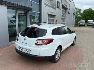 White Renault Megane 2014 in Valmiera, with an engine capacity of 1.50 L and mileage of 204 thousand km for 4999 €, photo 4 on AUTOMOTO.COM.LV