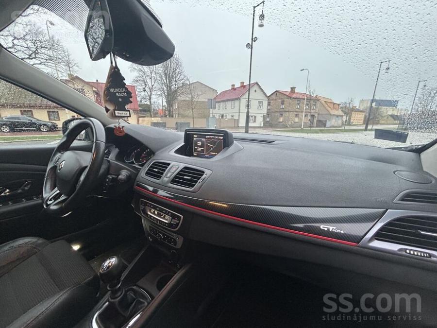 Balts Renault Megane 2014 Ventspils, ar dzinēja tilpumu 1.50 L un nobraukumu 347 tūkst. km par 3900 €, foto 9 vietnē AUTOMOTO.COM.LV