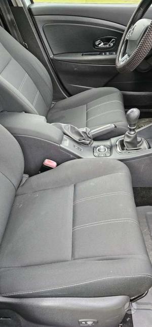 White Renault Megane 2014 in Ukmerge, with an engine capacity of 1.50 L and mileage of 224 thousand km for 4700 €, photo 7 on AUTOMOTO.COM.LV