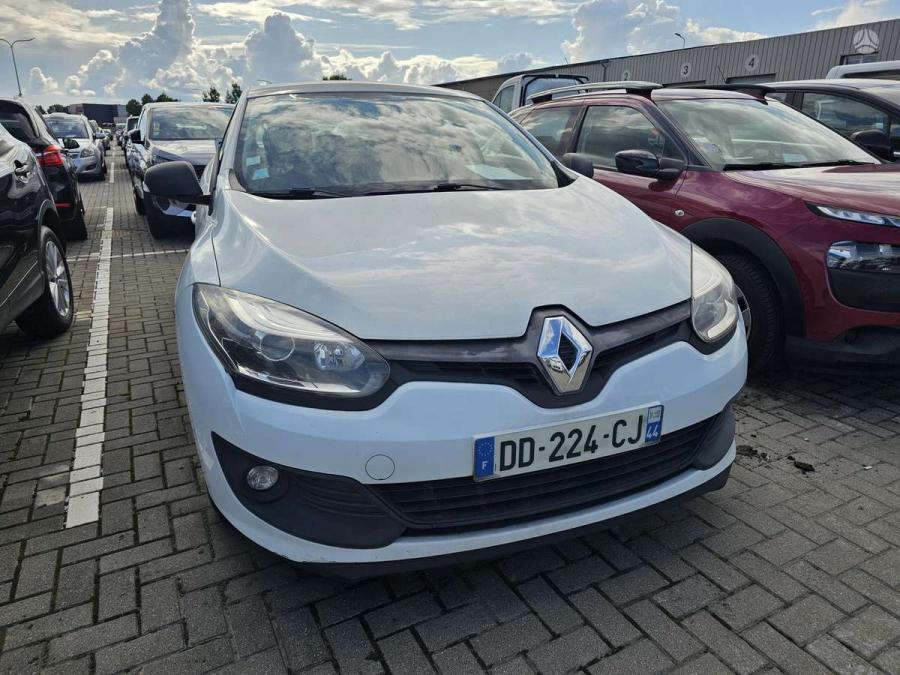 Balts Renault Megane 2014 Tauragė, ar dzinēja tilpumu 1.50 L un nobraukumu 272 tūkst. km par 2900 €, foto 5 vietnē AUTOMOTO.COM.LV