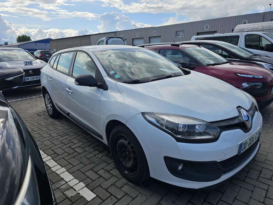 Balts Renault Megane 2014 Tauragė, ar dzinēja tilpumu 1.50 L un nobraukumu 272 tūkst. km par 2900 €, foto 6 vietnē AUTOMOTO.COM.LV