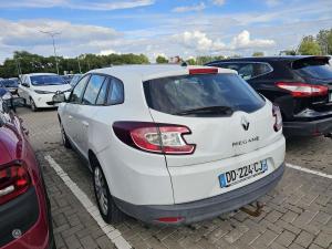 Balts Renault Megane 2014 Tauragė, ar dzinēja tilpumu 1.50 L un nobraukumu 272 tūkst. km par 2900 €, foto 9 vietnē AUTOMOTO.COM.LV