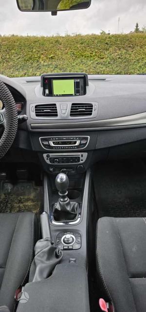Balts Renault Megane 2014 Ukmergė, ar dzinēja tilpumu 1.50 L un nobraukumu 225 tūkst. km par 3700 €, foto 8 vietnē AUTOMOTO.COM.LV