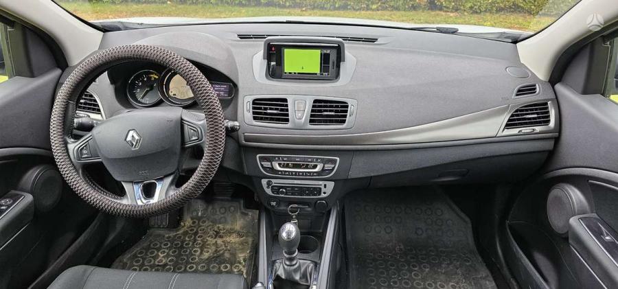 Balts Renault Megane 2014 Ukmergė, ar dzinēja tilpumu 1.50 L un nobraukumu 225 tūkst. km par 3700 €, foto 9 vietnē AUTOMOTO.COM.LV