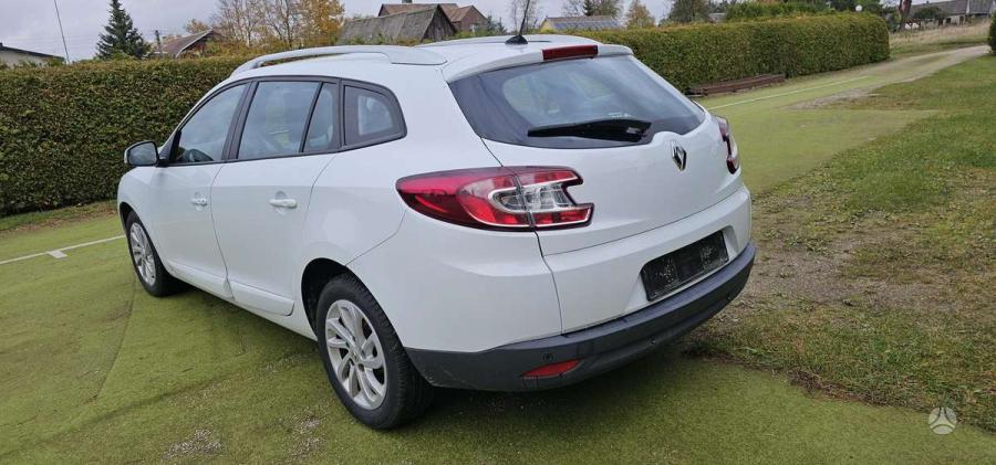 Balts Renault Megane 2014 Ukmergė, ar dzinēja tilpumu 1.50 L un nobraukumu 225 tūkst. km par 3700 €, foto 11 vietnē AUTOMOTO.COM.LV
