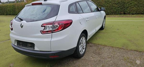 White Renault Megane 2014 in Ukmerge, with an engine capacity of 1.50 L and mileage of 224 thousand km for 3800 €, photo 6 on AUTOMOTO.COM.LV