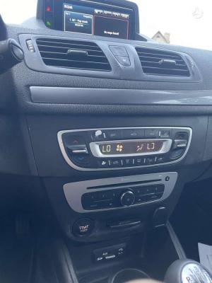 White Renault Megane 2015 in Alytus, with an engine capacity of 1.46 L and mileage of 267 thousand km for 3100 €, photo 21 on AUTOMOTO.COM.LV