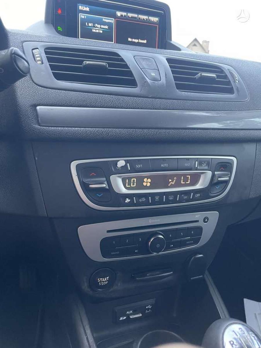 White Renault Megane 2015 in Alytus, with an engine capacity of 1.46 L and mileage of 267 thousand km for 3100 €, photo 21 on AUTOMOTO.COM.LV