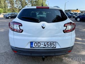 White Renault Megane 2016 in Riga, with an engine capacity of 1.60 L and mileage of 0 thousand km for 5990 €, photo 6 on AUTOMOTO.COM.LV