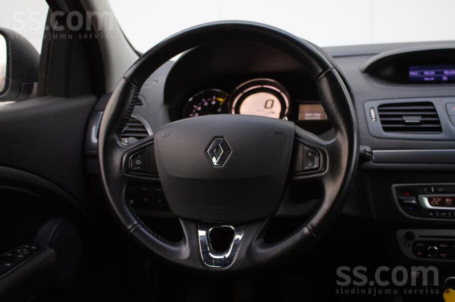 White Renault Megane 2016 in Jelgava, with an engine capacity of 1.20 L and mileage of 160 thousand km for 6500 €, photo 12 on AUTOMOTO.COM.LV