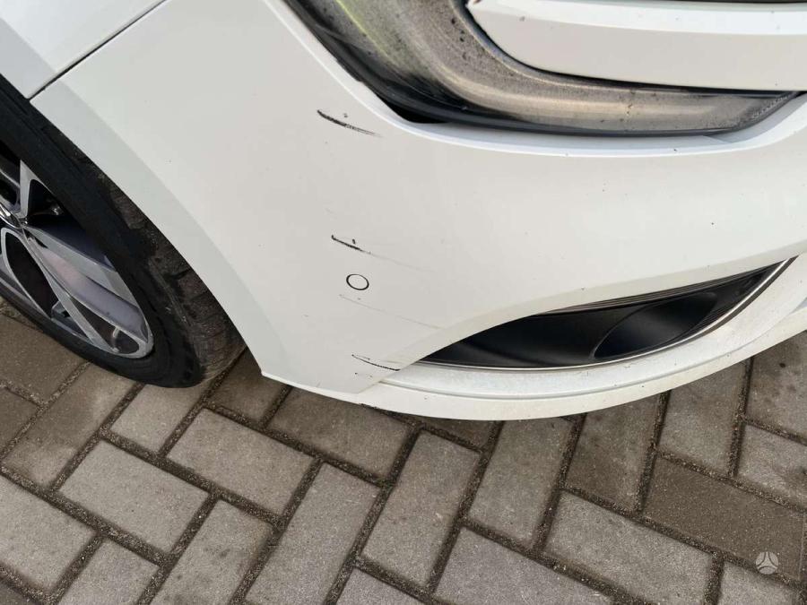 White Renault Megane 2016 in Taurage, with an engine capacity of 1.46 L and mileage of 220 thousand km for 5500 €, photo 9 on AUTOMOTO.COM.LV