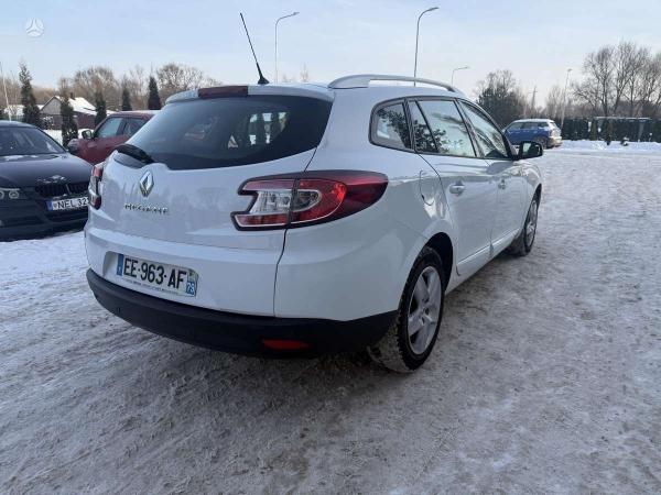 Balts Renault Megane 2016 Tauragė, ar dzinēja tilpumu 1.46 L un nobraukumu 238 tūkst. km par 4900 €, foto 9 vietnē AUTOMOTO.COM.LV