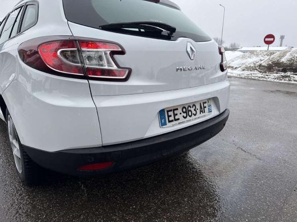 Balts Renault Megane 2016 Tauragė, ar dzinēja tilpumu 1.46 L un nobraukumu 238 tūkst. km par 4400 €, foto 10 vietnē AUTOMOTO.COM.LV