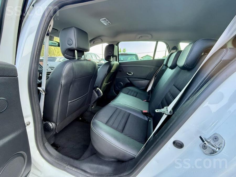 Balts Renault Megane 2016 Rīga, ar dzinēja tilpumu 1.60 L un nobraukumu 0 tūkst. km par 5990 €, foto 16 vietnē AUTOMOTO.COM.LV