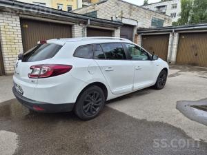 Белый Рено Меган 2016 в Рига, объемом двигателя 1.50 л и пробегом 310 тыс. км за 4200 €, фото 7 на AUTOMOTO.COM.LV