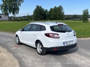 White Renault Megane 2016 in Riga, with an engine capacity of 1.50 L and mileage of 241 thousand km for 5700 €, photo 6 on AUTOMOTO.COM.LV