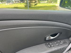 White Renault Megane 2016 in Riga, with an engine capacity of 1.50 L and mileage of 241 thousand km for 5700 €, photo 14 on AUTOMOTO.COM.LV