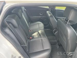 White Renault Megane 2016 in Riga, with an engine capacity of 1.50 L and mileage of 241 thousand km for 5700 €, photo 16 on AUTOMOTO.COM.LV