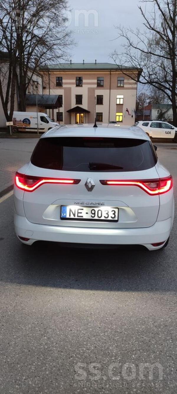 Balts Renault Megane 2016 Jēkabpils, ar dzinēja tilpumu 1.50 L un nobraukumu 292 tūkst. km par 5150 €, foto 4 vietnē AUTOMOTO.COM.LV
