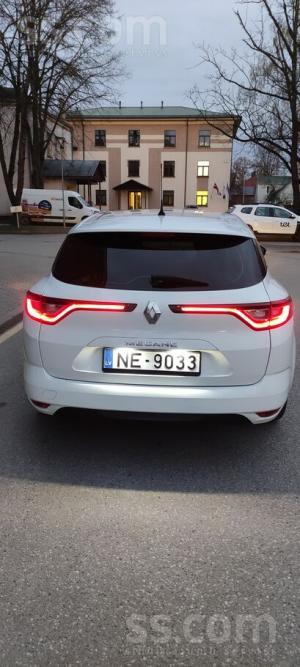 White Renault Megane 2016 in Jekabpils, with an engine capacity of 1.50 L and mileage of 292 thousand km for 5150 €, photo 5 on AUTOMOTO.COM.LV