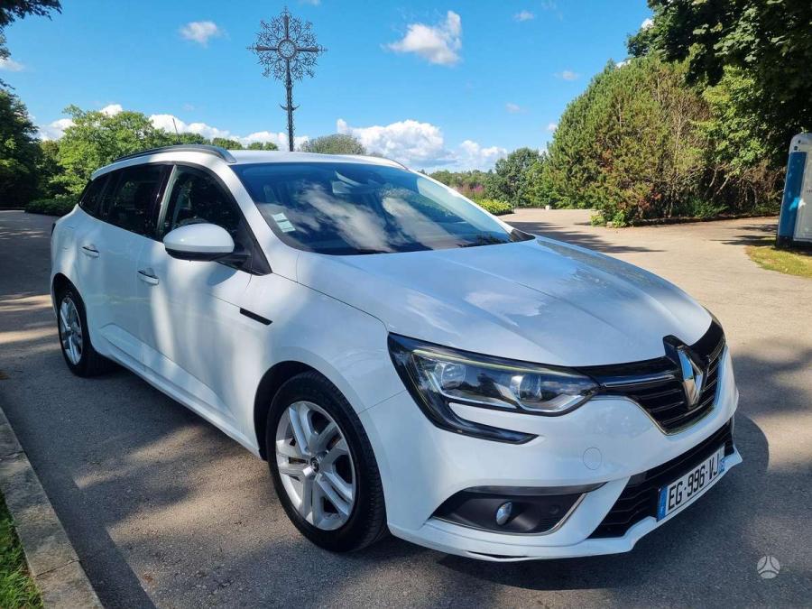 Balts Renault Megane 2016 Tauragė, ar dzinēja tilpumu 1.50 L un nobraukumu 232 tūkst. km par 5200 €, foto 3 vietnē AUTOMOTO.COM.LV