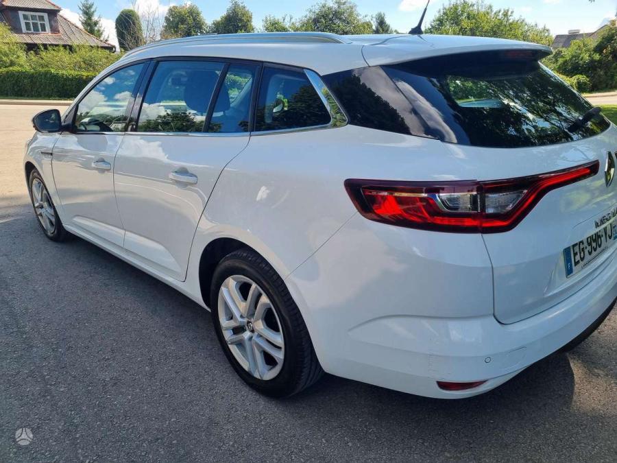 Balts Renault Megane 2016 Tauragė, ar dzinēja tilpumu 1.50 L un nobraukumu 232 tūkst. km par 5200 €, foto 5 vietnē AUTOMOTO.COM.LV