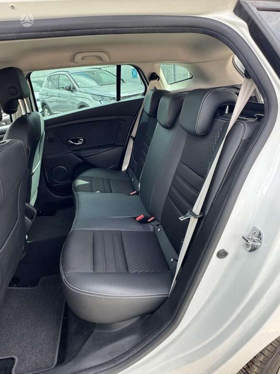 Balts Renault Megane 2016 Tauragė, ar dzinēja tilpumu 1.60 L un nobraukumu 250 tūkst. km par 4650 €, foto 11 vietnē AUTOMOTO.COM.LV