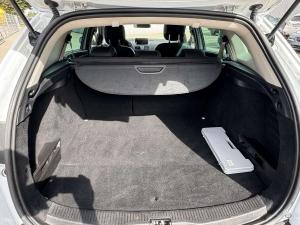 Balts Renault Megane 2016 Tauragė, ar dzinēja tilpumu 1.60 L un nobraukumu 250 tūkst. km par 4650 €, foto 12 vietnē AUTOMOTO.COM.LV