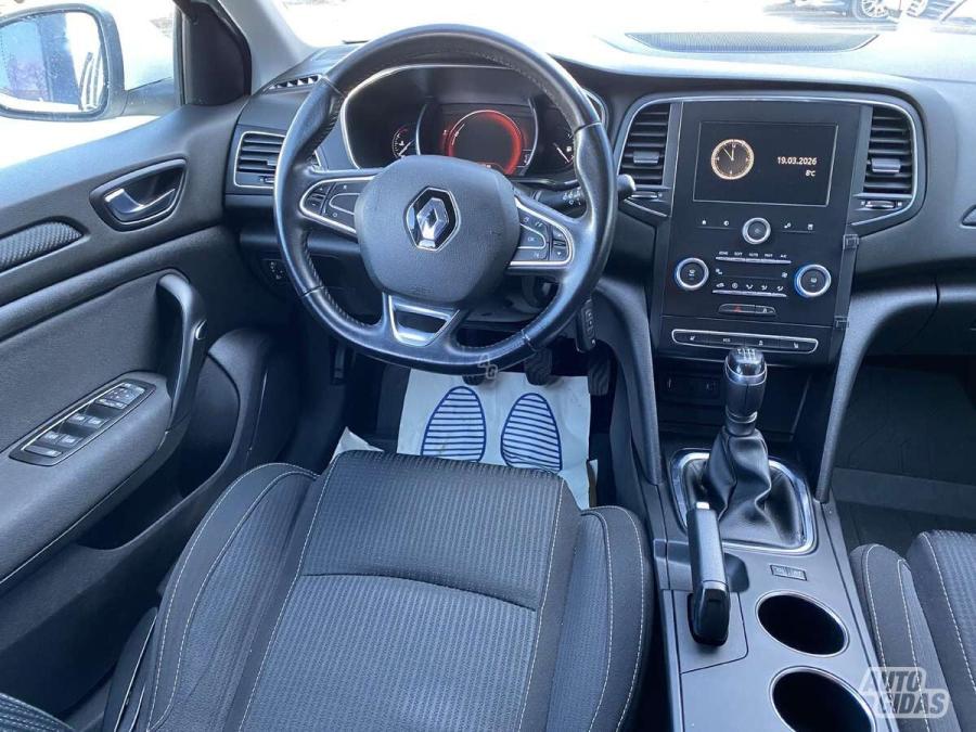 White Renault Megane 2017 in Panevezys, with an engine capacity of 1.50 L and mileage of 232 thousand km for 5850 €, photo 12 on AUTOMOTO.COM.LV