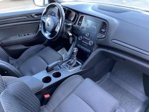 White Renault Megane 2017 in Panevezys, with an engine capacity of 1.50 L and mileage of 232 thousand km for 5850 €, photo 13 on AUTOMOTO.COM.LV