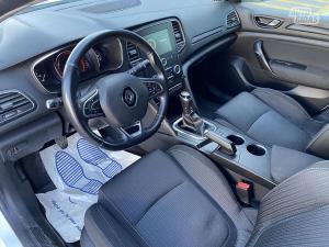 White Renault Megane 2017 in Panevezys, with an engine capacity of 1.50 L and mileage of 232 thousand km for 5850 €, photo 15 on AUTOMOTO.COM.LV