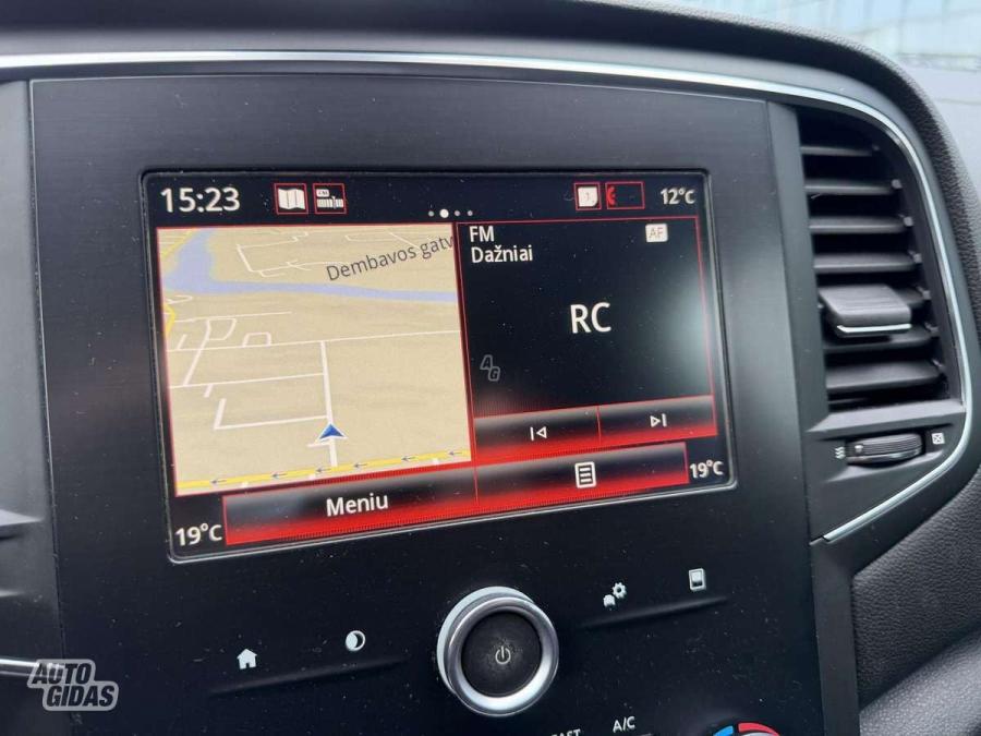White Renault Megane 2017 in Panevezys, with an engine capacity of 1.50 L and mileage of 232 thousand km for 5850 €, photo 25 on AUTOMOTO.COM.LV