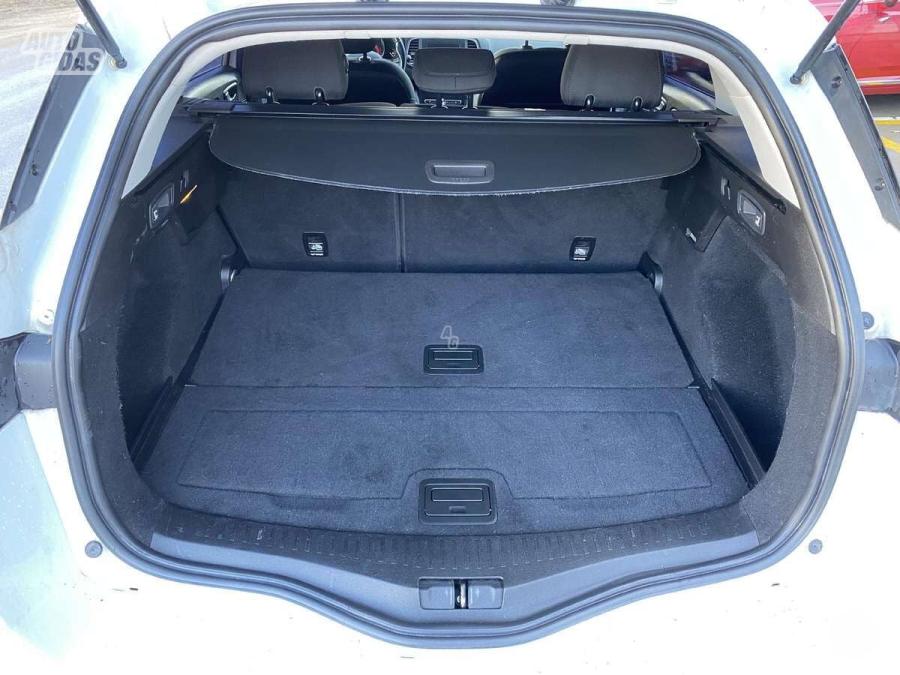 White Renault Megane 2017 in Panevezys, with an engine capacity of 1.50 L and mileage of 232 thousand km for 5850 €, photo 34 on AUTOMOTO.COM.LV