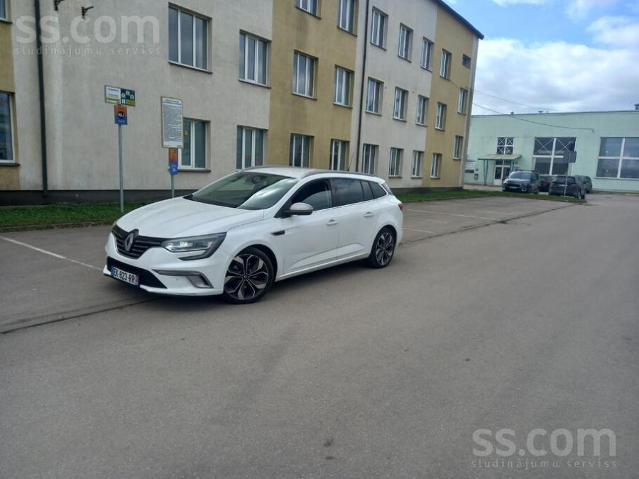 White Renault Megane 2017 in Riga, with an engine capacity of 1.60 L and mileage of 0 thousand km for 8600 €, photo 1 on AUTOMOTO.COM.LV