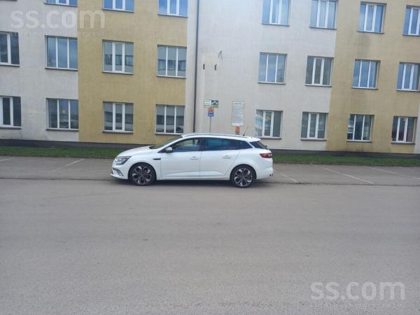 White Renault Megane 2017 in Riga, with an engine capacity of 1.60 L and mileage of 0 thousand km for 8600 €, photo 5 on AUTOMOTO.COM.LV