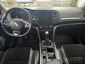 White Renault Megane 2017 in Riga, with an engine capacity of 1.60 L and mileage of 0 thousand km for 8600 €, photo 15 on AUTOMOTO.COM.LV