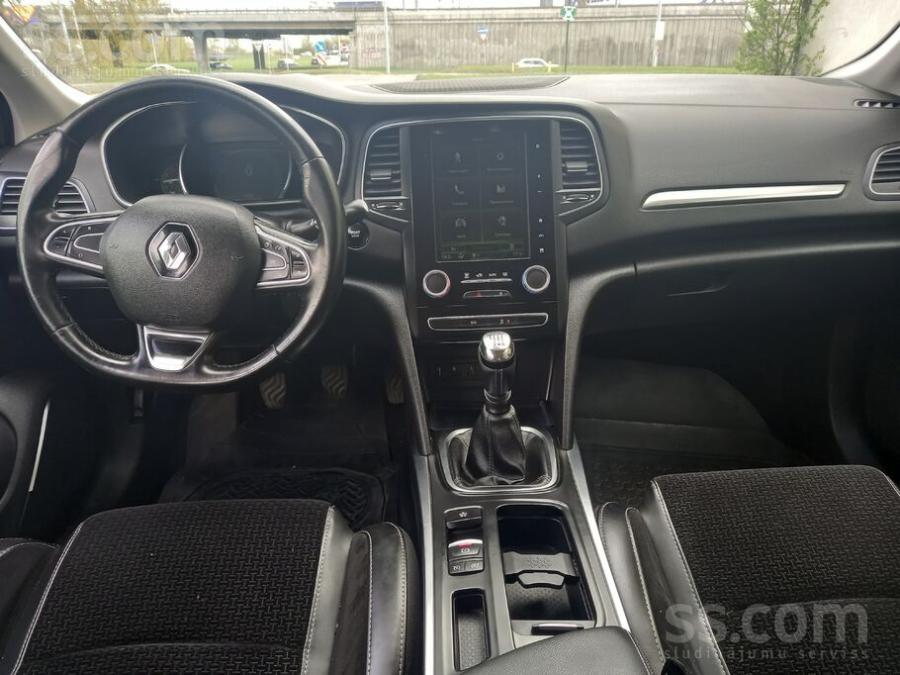 White Renault Megane 2017 in Riga, with an engine capacity of 1.60 L and mileage of 0 thousand km for 8600 €, photo 15 on AUTOMOTO.COM.LV