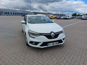 White Renault Megane 2017 in Taurage, with an engine capacity of 1.50 L and mileage of 266 thousand km for 5900 €, photo 5 on AUTOMOTO.COM.LV
