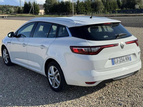 White Renault Megane 2017 in Taurage, with an engine capacity of 1.46 L and mileage of 264 thousand km for 4700 €, photo 8 on AUTOMOTO.COM.LV