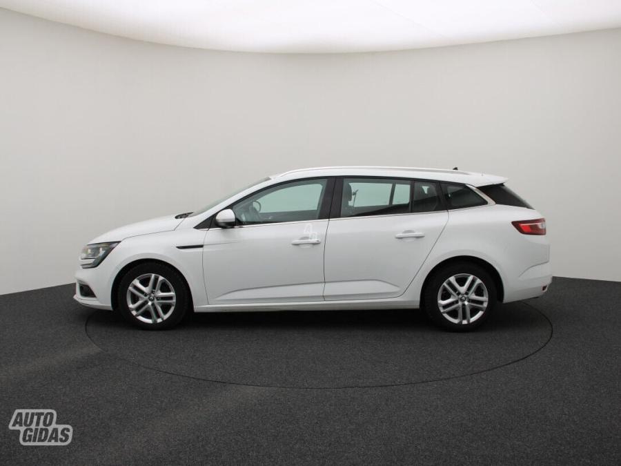 White Renault Megane 2018 in Vilnius, with an engine capacity of 1.50 L and mileage of 121 thousand km for 9499 €, photo 6 on AUTOMOTO.COM.LV