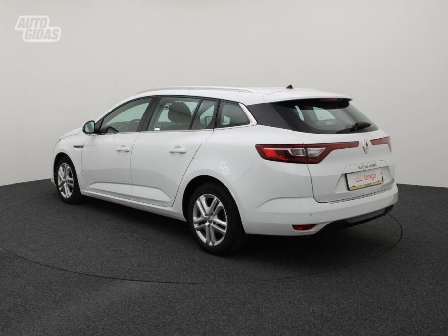 White Renault Megane 2018 in Vilnius, with an engine capacity of 1.50 L and mileage of 121 thousand km for 9499 €, photo 7 on AUTOMOTO.COM.LV