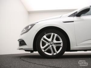 White Renault Megane 2018 in Vilnius, with an engine capacity of 1.50 L and mileage of 121 thousand km for 9499 €, photo 27 on AUTOMOTO.COM.LV