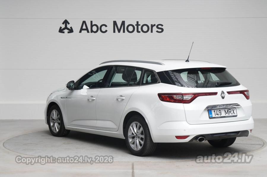White Renault Megane 2018 in Tallinn, with an engine capacity of 1.20 L and mileage of 206 thousand km for 8990 €, photo 7 on AUTOMOTO.COM.LV