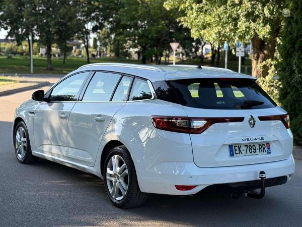 White Renault Megane 2018 in Taurage, with an engine capacity of 1.46 L and mileage of 250 thousand km for 5400 €, photo 7 on AUTOMOTO.COM.LV