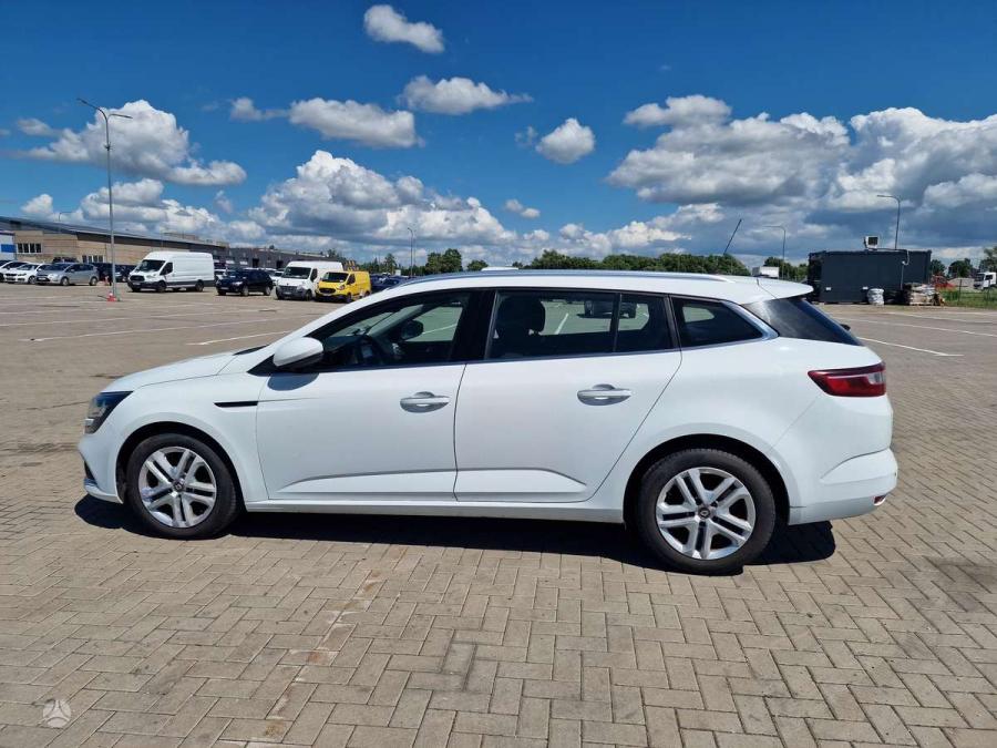 Balts Renault Megane 2019 Tauragė, ar dzinēja tilpumu 1.46 L un nobraukumu 248 tūkst. km par 4900 €, foto 3 vietnē AUTOMOTO.COM.LV