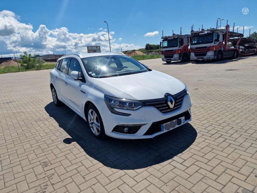 Balts Renault Megane 2019 Tauragė, ar dzinēja tilpumu 1.46 L un nobraukumu 248 tūkst. km par 4900 €, foto 8 vietnē AUTOMOTO.COM.LV